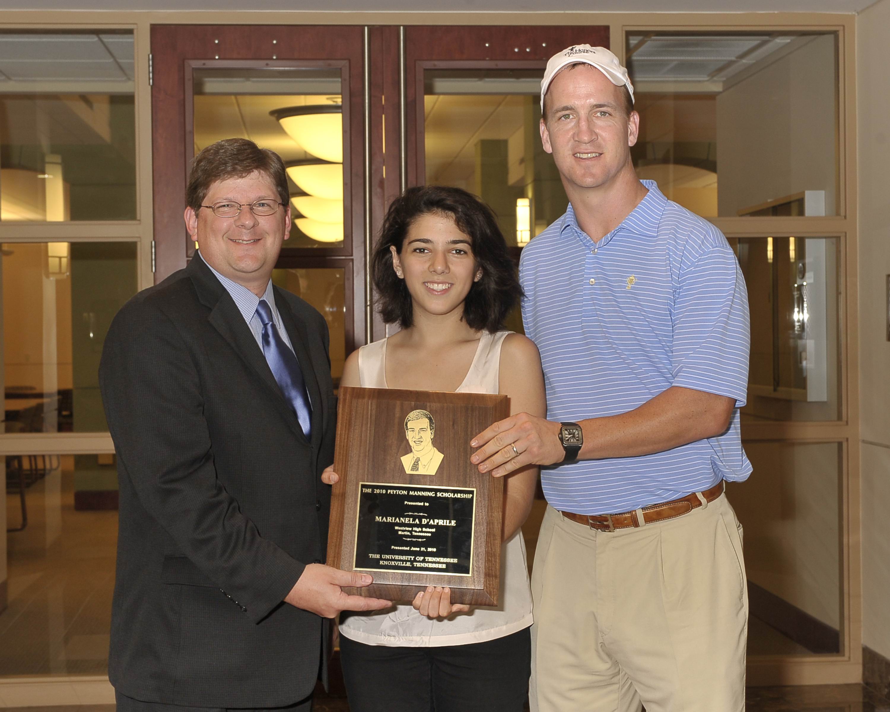 2010 Peyton Manning Scholarship – Peyback Foundation